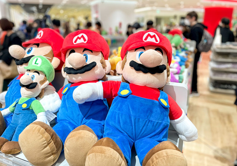 Have too much fun at the Nintendo OSAKA store! | Maido