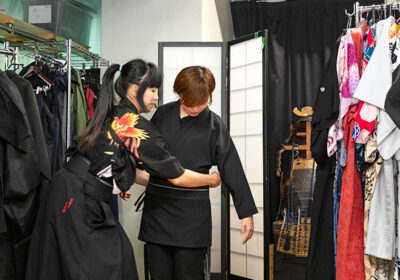 Practice sword-fighting with the pros in Namba | Maido