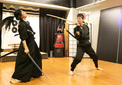 Practice sword-fighting with the pros in Namba | Maido