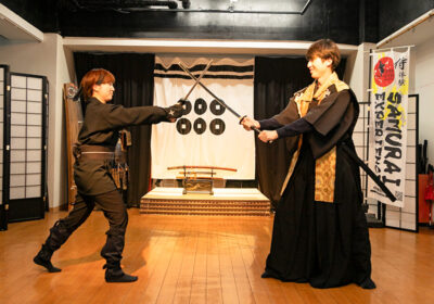 Practice sword-fighting with the pros in Namba | Maido